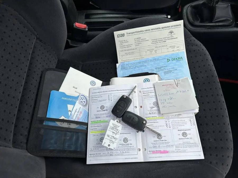 Green Volkswagen Golf 2000 in Limbazi, with an engine capacity of 1.90 L and mileage of 324 thousand km for 2950 €, photo 12 on AUTOMOTO.COM.LV
