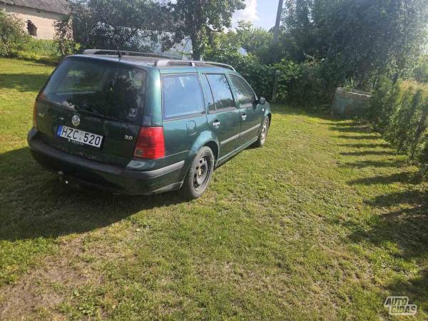 Green Volkswagen Golf 2000 in Vilkaviskis, with an engine capacity of 2.00 L and mileage of 33 thousand km for 399 €, photo 5 on AUTOMOTO.COM.LV
