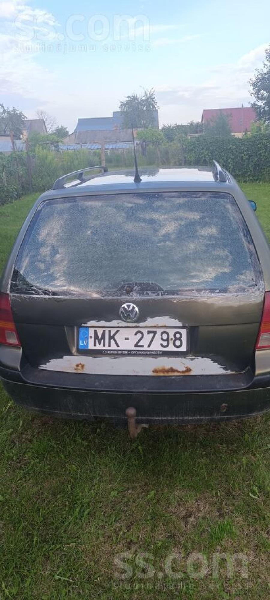 Zaļš Volkswagen Golf 2001 Daugavpils, ar dzinēja tilpumu 1.90 L un nobraukumu 353 tūkst. km par 850 €, foto 4 vietnē AUTOMOTO.COM.LV