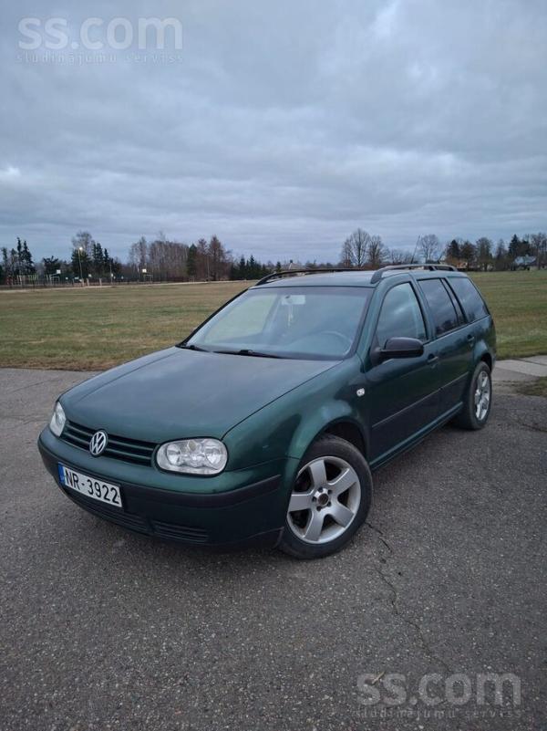 Zaļš Volkswagen Golf 2001 Dobele, ar dzinēja tilpumu 1.90 L un nobraukumu 308 tūkst. km par 2650 €, foto 1 vietnē AUTOMOTO.COM.LV