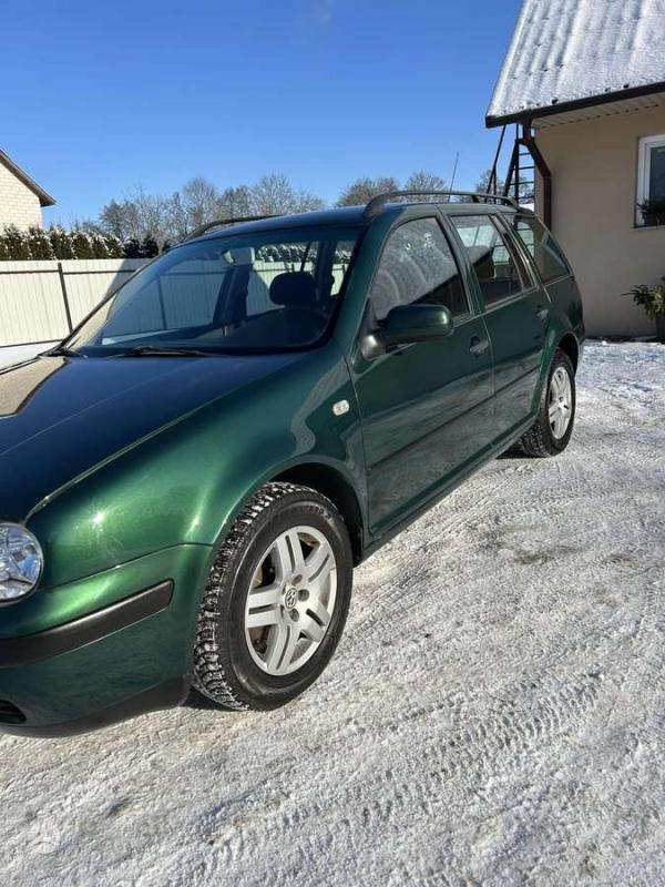 Zaļš Volkswagen Golf 2001 Marijampole, ar dzinēja tilpumu 1.90 L un nobraukumu 269 tūkst. km par 1850 €, foto 2 vietnē AUTOMOTO.COM.LV