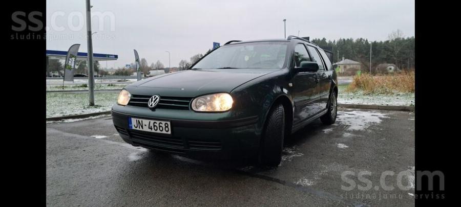 Green Volkswagen Golf 2001 in Riga, with an engine capacity of 1.90 L and mileage of 299 thousand km for 1300 €, photo 1 on AUTOMOTO.COM.LV