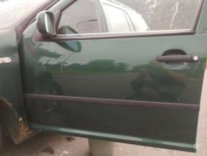 Zaļš Volkswagen Golf 2002 Viļņa, ar dzinēja tilpumu 1.90 L un nobraukumu 472 tūkst. km par 650 €, foto 3 vietnē AUTOMOTO.COM.LV
