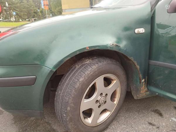 Green Volkswagen Golf 2002 in Vilnius, with an engine capacity of 1.90 L and mileage of 472 thousand km for 650 €, photo 6 on AUTOMOTO.COM.LV
