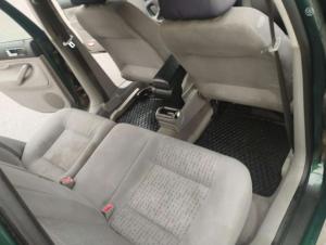 Zaļš Volkswagen Golf 2002 Viļņa, ar dzinēja tilpumu 1.90 L un nobraukumu 472 tūkst. km par 650 €, foto 12 vietnē AUTOMOTO.COM.LV
