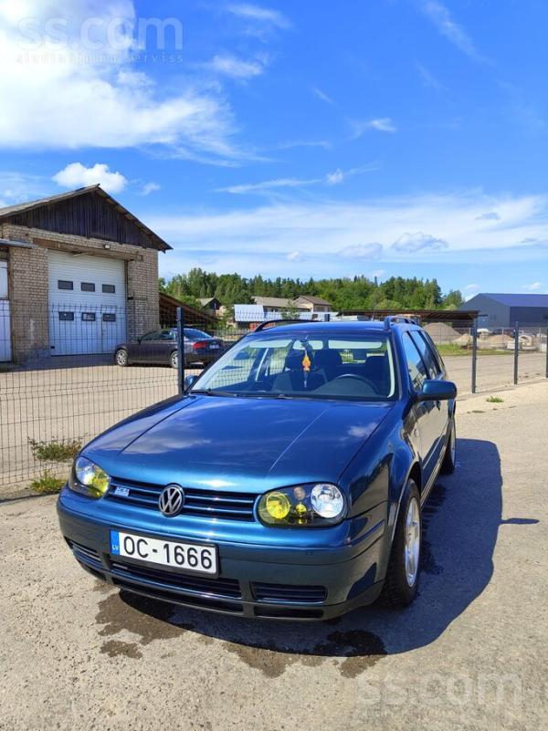 Zaļš Volkswagen Golf 2003 Madona, ar dzinēja tilpumu 1.90 L un nobraukumu 300 tūkst. km par 3200 €, foto 1 vietnē AUTOMOTO.COM.LV
