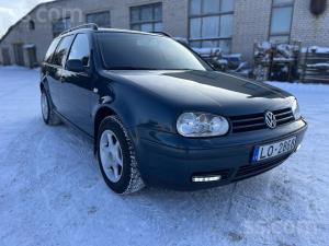 Green Volkswagen Golf 2003 in Rezekne, with an engine capacity of 1.90 L and mileage of 179 thousand km for 2750 €, photo 3 on AUTOMOTO.COM.LV