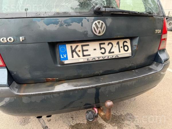 Green Volkswagen Golf 2003 in Kraslava, with an engine capacity of 1.90 L and mileage of 420 thousand km for 1000 €, photo 7 on AUTOMOTO.COM.LV