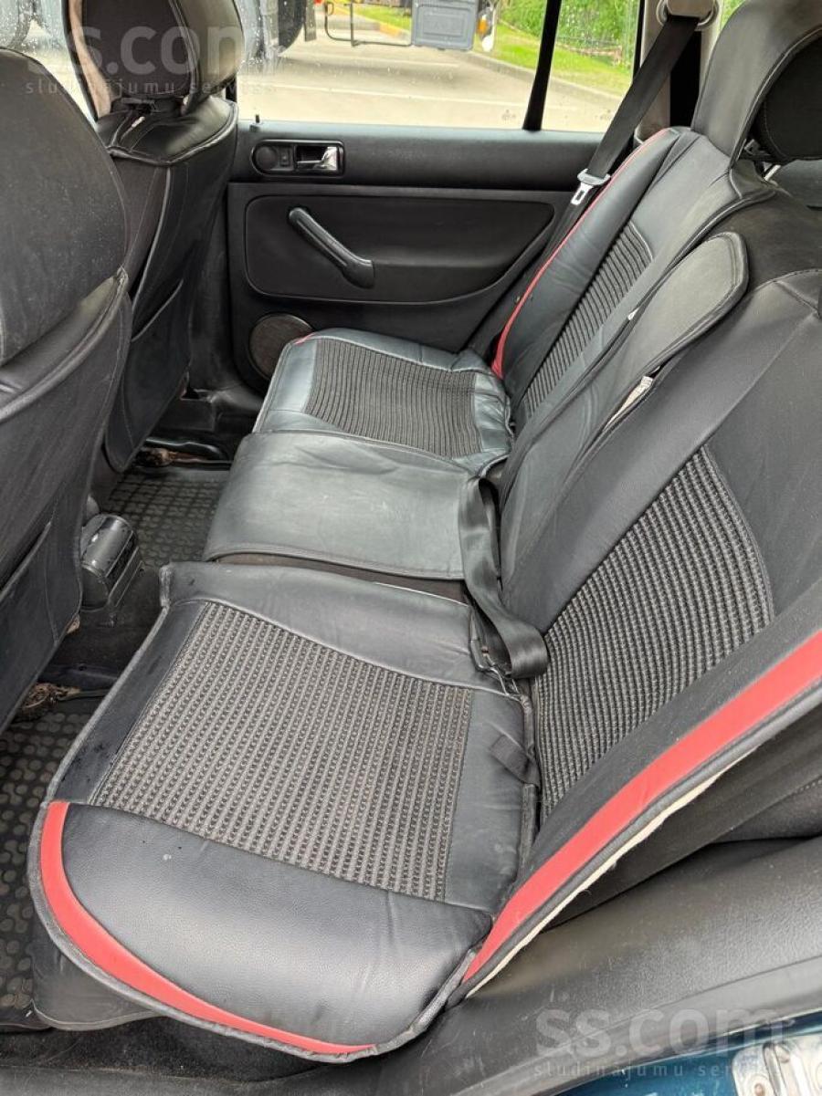 Zaļš Volkswagen Golf 2003 Krāslava, ar dzinēja tilpumu 1.90 L un nobraukumu 420 tūkst. km par 1000 €, foto 9 vietnē AUTOMOTO.COM.LV