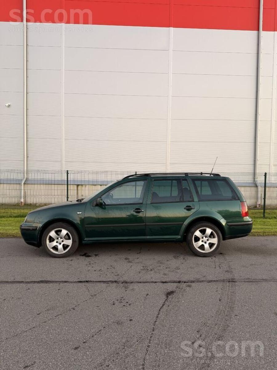 Zaļš Volkswagen Golf 2003 Rīga, ar dzinēja tilpumu 1.90 L un nobraukumu 440 tūkst. km par 1400 €, foto 3 vietnē AUTOMOTO.COM.LV