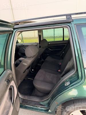 Zaļš Volkswagen Golf 2003 Rīga, ar dzinēja tilpumu 1.90 L un nobraukumu 440 tūkst. km par 1400 €, foto 9 vietnē AUTOMOTO.COM.LV
