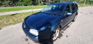 Zaļš Volkswagen Golf 2006 Rīga, ar dzinēja tilpumu 1.60 L un nobraukumu 251 tūkst. km par 700 €, foto 3 vietnē AUTOMOTO.COM.LV