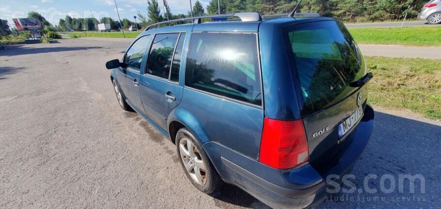 Zaļš Volkswagen Golf 2006 Rīga, ar dzinēja tilpumu 1.60 L un nobraukumu 251 tūkst. km par 700 €, foto 4 vietnē AUTOMOTO.COM.LV