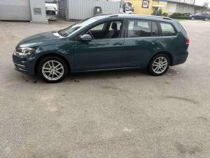 Green Volkswagen Golf 2017 in Marijampole, with an engine capacity of 1.97 L and mileage of 243 thousand km for 10200 €, photo 4 on AUTOMOTO.COM.LV