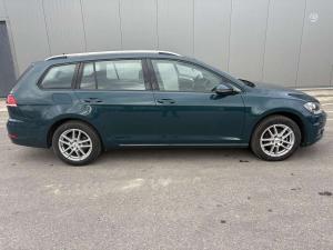 Green Volkswagen Golf 2017 in Marijampole, with an engine capacity of 1.97 L and mileage of 243 thousand km for 10200 €, photo 11 on AUTOMOTO.COM.LV