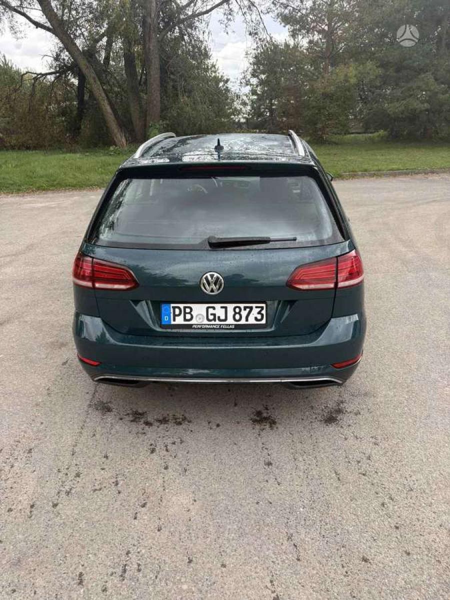 Green Volkswagen Golf 2017 in Marijampole, with an engine capacity of 1.97 L and mileage of 243 thousand km for 10200 €, photo 17 on AUTOMOTO.COM.LV