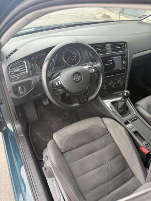 Green Volkswagen Golf 2017 in Marijampole, with an engine capacity of 1.97 L and mileage of 243 thousand km for 10200 €, photo 19 on AUTOMOTO.COM.LV