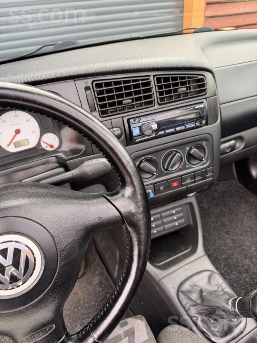 Grey Volkswagen Golf 1999 in Balvi, with an engine capacity of 1.90 L and mileage of 203 thousand km for 3299 €, photo 14 on AUTOMOTO.COM.LV