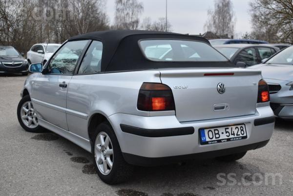 Pelēks Volkswagen Golf 2000 Kuldīga, ar dzinēja tilpumu 1.60 L un nobraukumu 0 tūkst. km par 2750 €, foto 3 vietnē AUTOMOTO.COM.LV