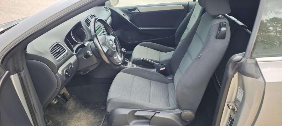 Grey Volkswagen Golf 2011 in Utena, with an engine capacity of 1.20 L and mileage of 237 thousand km for 3950 €, photo 10 on AUTOMOTO.COM.LV