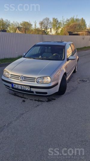 Pelēks Volkswagen Golf 1998 Daugavpils, ar dzinēja tilpumu 1.40 L un nobraukumu 258 tūkst. km par 1555 €, foto  vietnē AUTOMOTO.COM.LV
