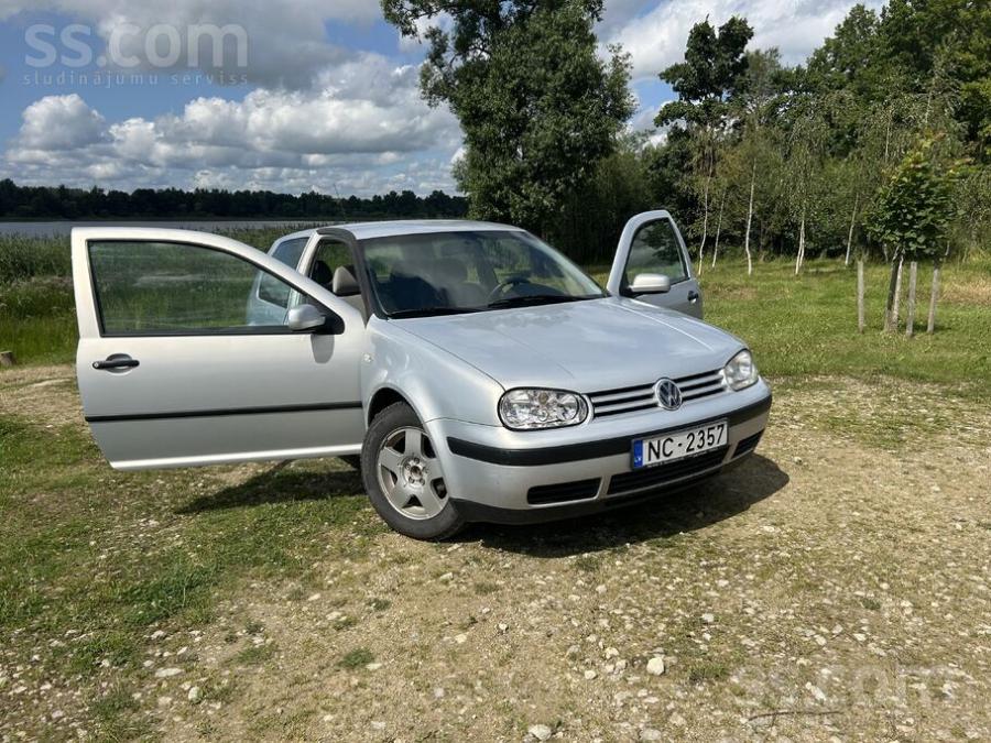 Pelēks Volkswagen Golf 1998 Preiļi, ar dzinēja tilpumu 1.60 L un nobraukumu 154 tūkst. km par 1300 €, foto 7 vietnē AUTOMOTO.COM.LV