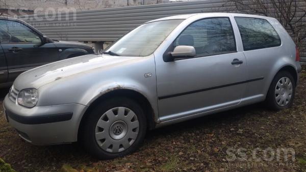 Pelēks Volkswagen Golf 2001 Rīga, ar dzinēja tilpumu 1.90 L un nobraukumu 325 tūkst. km par 700 €, foto 3 vietnē AUTOMOTO.COM.LV