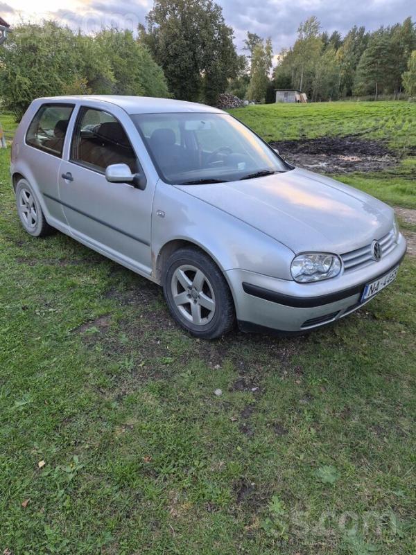 Volkswagen Golf 2001 KrÄslava vietnÄ PelÄks Volkswagen Golf 2001 KrÄslava, ar dzinÄja tilpumu 1.40 L un nobraukumu 265 tÅ«kst. km par 1100 ā¬, foto 3 vietnÄ AUTOMOTO.COM.LV