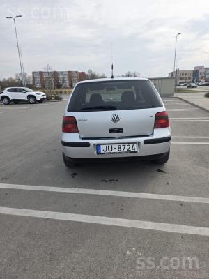 Pelēks Volkswagen Golf 2002 Jelgava, ar dzinēja tilpumu 1.60 L un nobraukumu 281 tūkst. km par 1550 €, foto 4 vietnē AUTOMOTO.COM.LV
