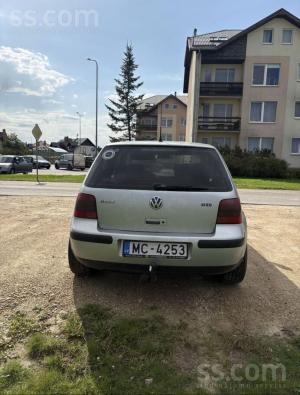Pelēks Volkswagen Golf 2002 Rīga, ar dzinēja tilpumu 1.90 L un nobraukumu 440 tūkst. km par 1550 €, foto 4 vietnē AUTOMOTO.COM.LV