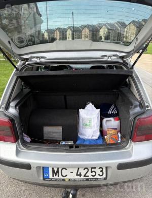 Pelēks Volkswagen Golf 2002 Rīga, ar dzinēja tilpumu 1.90 L un nobraukumu 440 tūkst. km par 1550 €, foto 7 vietnē AUTOMOTO.COM.LV