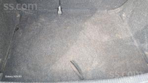 Grey Volkswagen Golf 2004 in Riga, with an engine capacity of 1.90 L and mileage of 245 thousand km for 1400 €, photo 8 on AUTOMOTO.COM.LV
