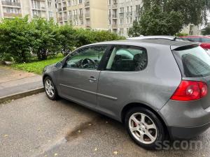 Pelēks Volkswagen Golf 2005 Rīga, ar dzinēja tilpumu 2.00 L un nobraukumu 313 tūkst. km par 1100 €, foto  vietnē AUTOMOTO.COM.LV