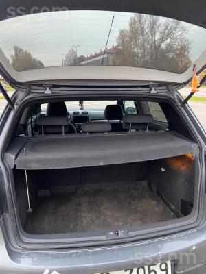 Pelēks Volkswagen Golf 2006 Cēsis, ar dzinēja tilpumu 1.90 L un nobraukumu 384 tūkst. km par 1500 €, foto 9 vietnē AUTOMOTO.COM.LV