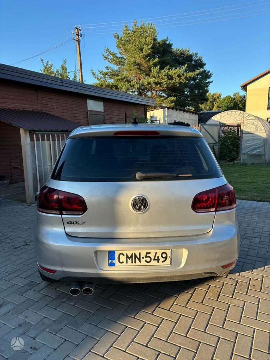 Grey Volkswagen Golf 2010 in Kaunas, with an engine capacity of 1.60 L and mileage of 331 thousand km for 2650 €, photo 9 on AUTOMOTO.COM.LV