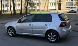 Grey Volkswagen Golf 2008 in Vilnius, with an engine capacity of 1.90 L and mileage of 219 thousand km for 1450 €, photo 7 on AUTOMOTO.COM.LV