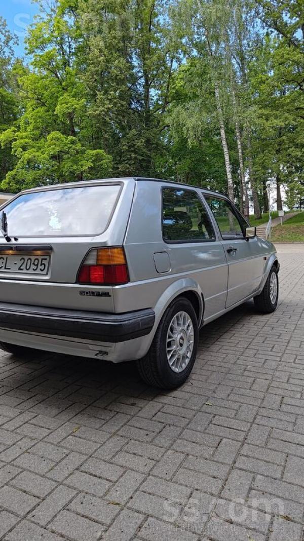 Grey Volkswagen Golf 1984 in Ogre, with an engine capacity of 1.30 L and mileage of 86 thousand km for 1990 €, photo 5 on AUTOMOTO.COM.LV