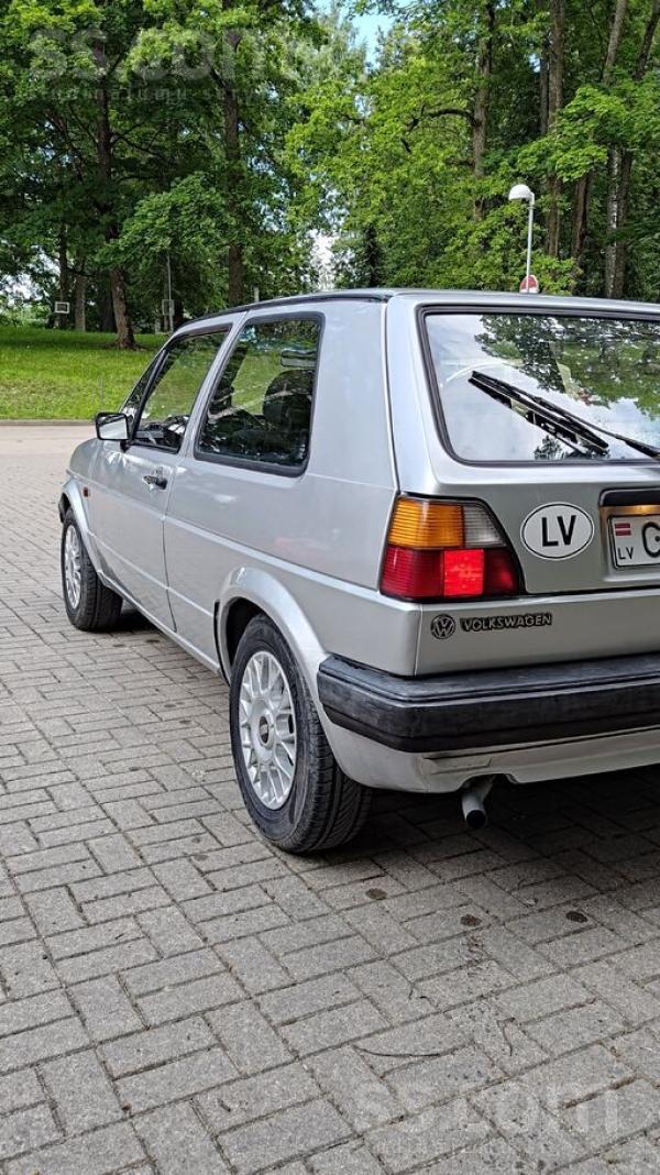 Grey Volkswagen Golf 1984 in Ogre, with an engine capacity of 1.30 L and mileage of 86 thousand km for 1990 €, photo 7 on AUTOMOTO.COM.LV