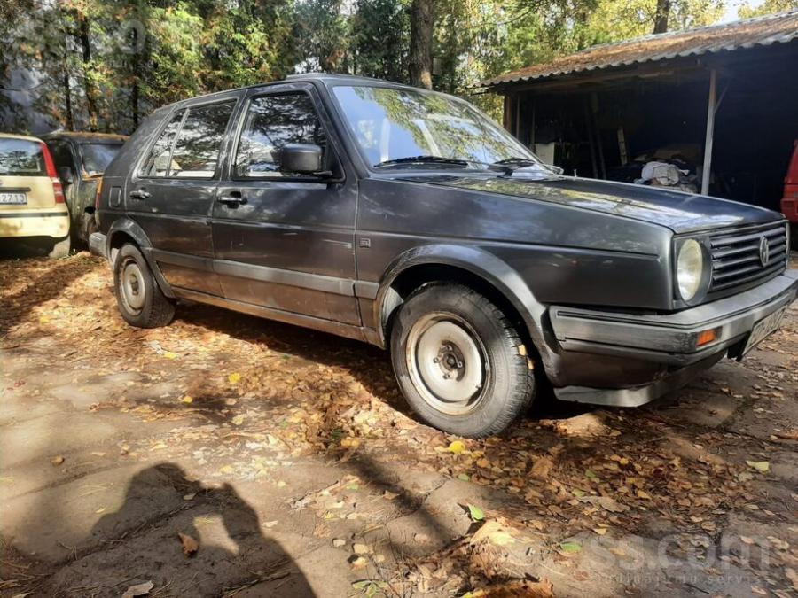 Pelēks Volkswagen Golf 1987 Rīga, ar dzinēja tilpumu 1.60 L un nobraukumu 412 tūkst. km par 1100 €, foto 4 vietnē AUTOMOTO.COM.LV