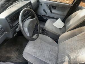 Pelēks Volkswagen Golf 1987 Rīga, ar dzinēja tilpumu 1.60 L un nobraukumu 412 tūkst. km par 1100 €, foto 7 vietnē AUTOMOTO.COM.LV
