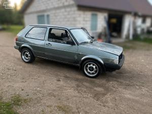 Pelēks Volkswagen Golf 1988 Jonava, ar dzinēja tilpumu 1.30 L un nobraukumu 49 tūkst. km par 750 €, foto 3 vietnē AUTOMOTO.COM.LV