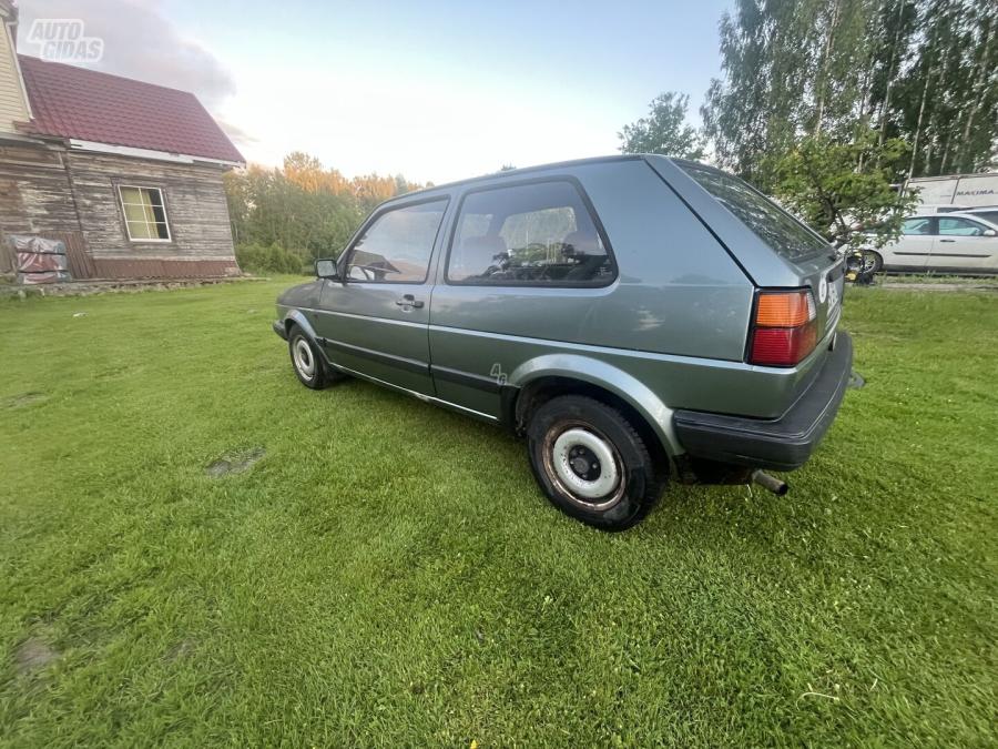 Pelēks Volkswagen Golf 1988 Jonava, ar dzinēja tilpumu 1.30 L un nobraukumu 49 tūkst. km par 750 €, foto 4 vietnē AUTOMOTO.COM.LV