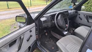 Grey Volkswagen Golf 1988 in Sakiai, with an engine capacity of 1.60 L and mileage of 249 thousand km for 800 €, photo 12 on AUTOMOTO.COM.LV