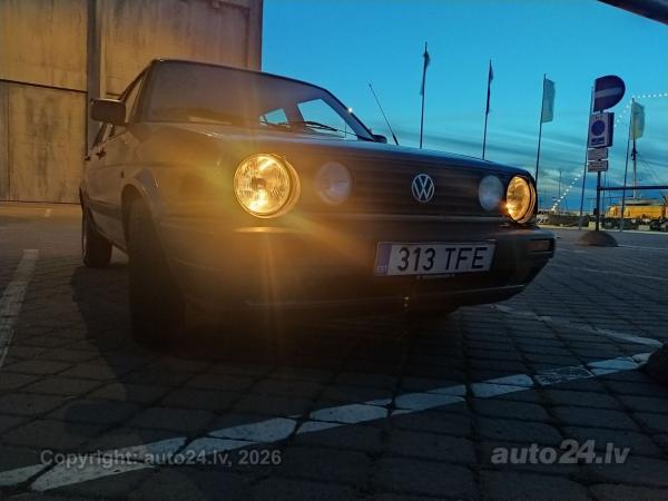 Grey Volkswagen Golf 1990 in Tallinn, with an engine capacity of 1.60 L and mileage of 0 thousand km for 1200 €, photo 8 on AUTOMOTO.COM.LV