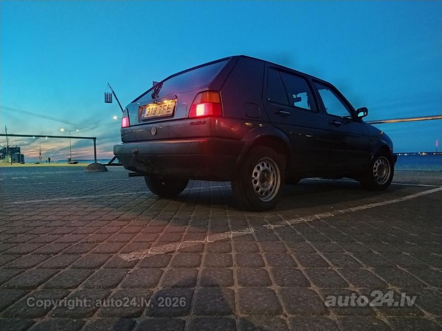 Серый Фольксваген Гольф 1990 в Таллин, объемом двигателя 1.60 л и пробегом 0 тыс. км за 1200 €, фото 10 на AUTOMOTO.COM.LV