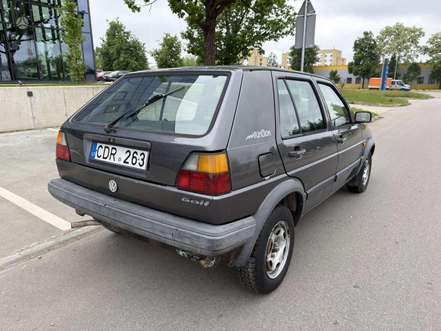 Pelēks Volkswagen Golf 1992 Panevēža, ar dzinēja tilpumu 1.78 L un nobraukumu 194 tūkst. km par 1250 €, foto 9 vietnē AUTOMOTO.COM.LV