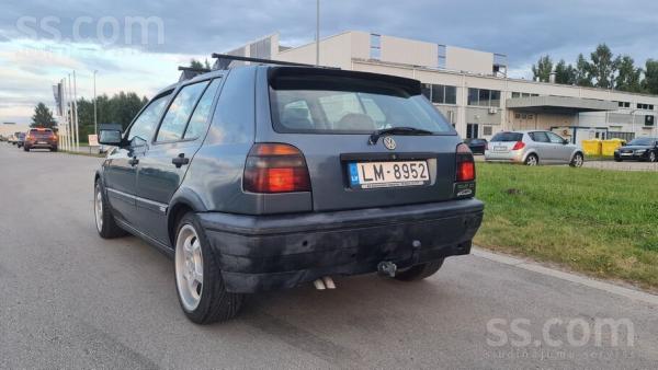 Grey Volkswagen Golf 1994 in Riga, with an engine capacity of 1.90 L and mileage of 250 thousand km for 1300 €, photo 3 on AUTOMOTO.COM.LV