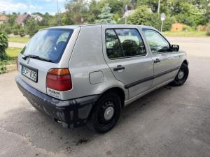 Pelēks Volkswagen Golf 1995 Kauņa, ar dzinēja tilpumu 1.80 L un nobraukumu 164 tūkst. km par 850 €, foto 6 vietnē AUTOMOTO.COM.LV