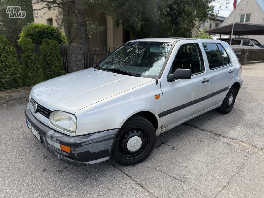 Pelēks Volkswagen Golf 1995 Kauņa, ar dzinēja tilpumu 1.80 L un nobraukumu 164 tūkst. km par 850 €, foto 10 vietnē AUTOMOTO.COM.LV