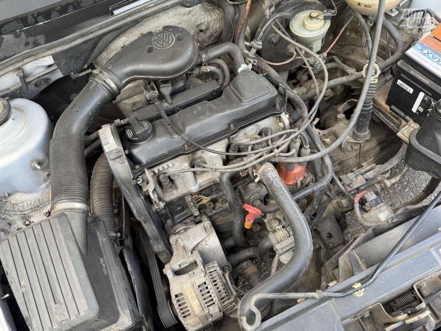 Pelēks Volkswagen Golf 1995 Kauņa, ar dzinēja tilpumu 1.80 L un nobraukumu 164 tūkst. km par 850 €, foto 29 vietnē AUTOMOTO.COM.LV